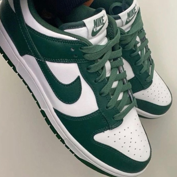 Nike | Shoes | Dunk Low Retro Sneaker | Poshmark